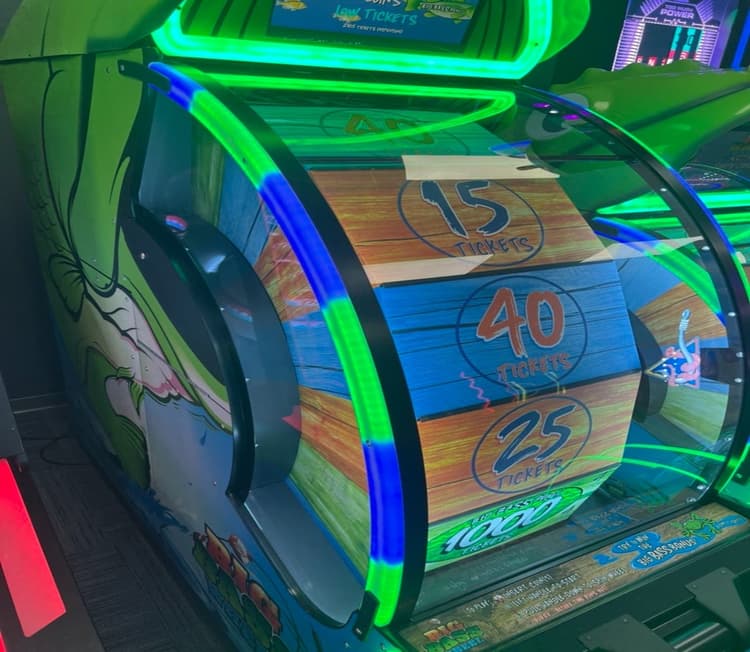Big Bass Wheel l Bay Tek Entertainment | Bay Tek Entertainment